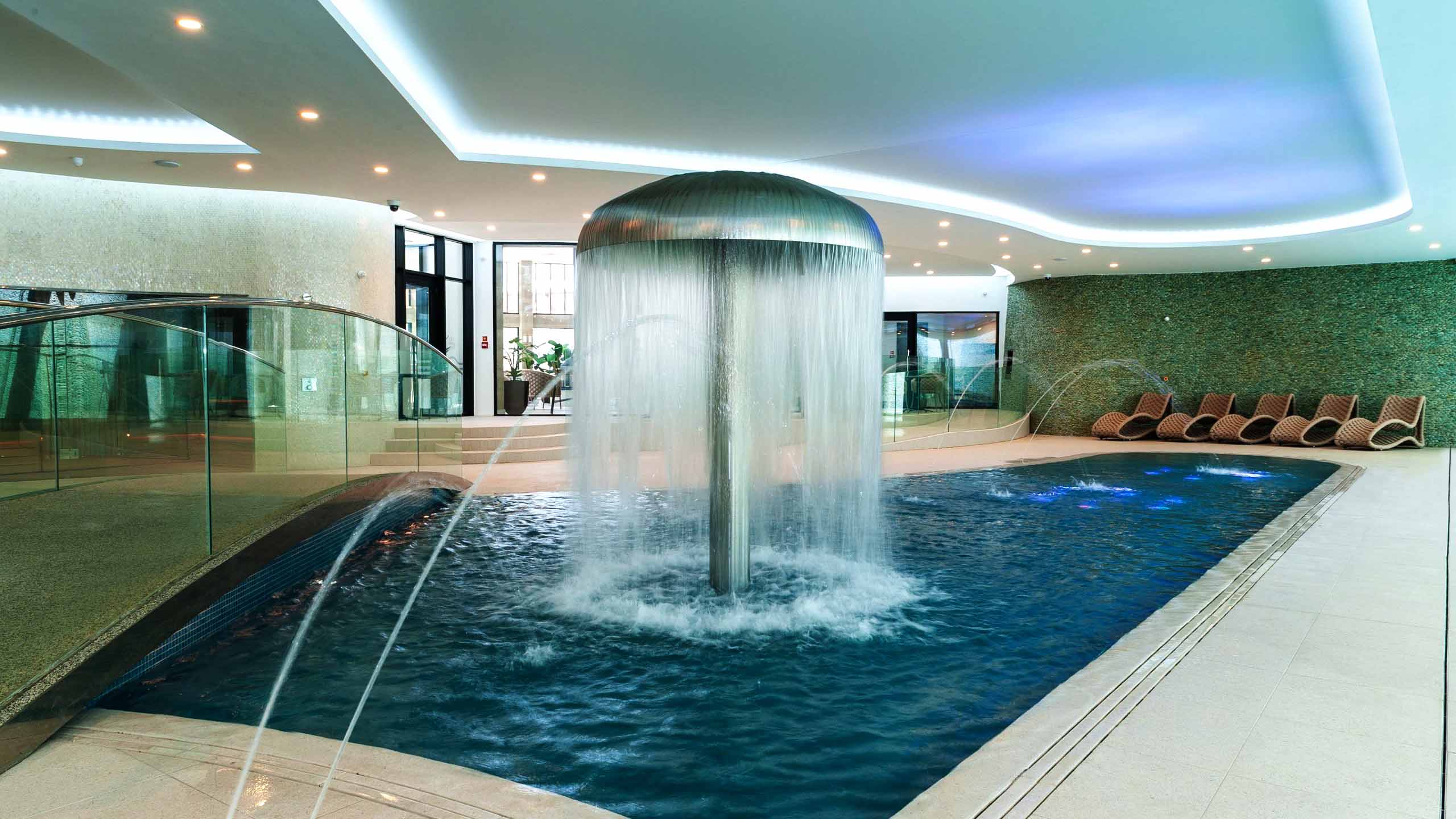 Hydrotherapy Swimming Pools | Aqua Platinum