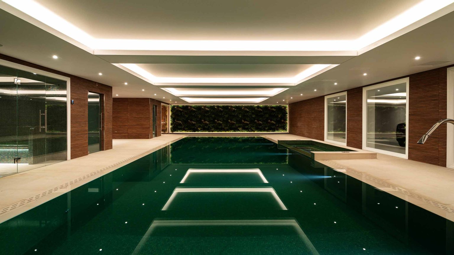 Residential Pool Builders | Aqua Platinum